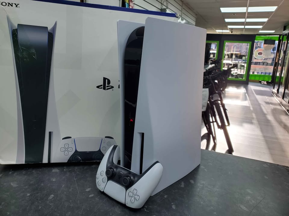 Pre-owned Sony Playstation 5 Disc Edition (825GB) Inc Controller - Own4Less